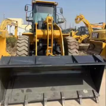 China Used Liugong 835 Motor Loaders with 800 Working Hours 10600 10800 kg Machine Weight for sale