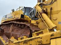 China Japanese Used Construction Machinery Komatsu 575A Bulldozer with Other Dozing Capacity for sale