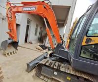 China Good Condition Doosan DH60-7 Used Excavator Mini Digger Crawler Original Hydraulic Pump for sale