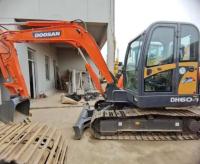 China 6 tons Doosan DH60-7 used excavator Mini digger crawler with YANG MA 4TNV94L engine for sale