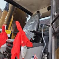 China Secondhand Komatsu PC200 PC200-7 PC200-8 PC220 Excavator with Crawler Moving Type for sale
