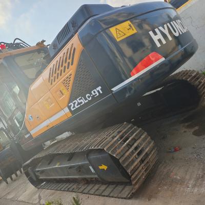 China Hyundai 220-9s R220 Crawler Used Excavators in Shanghai with Original Hydraulic Valve for sale