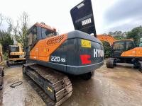China Hyundai 220 Excavator 220lc-9 High Operating Efficiency and 1.2M³ Bucket Capacity for sale
