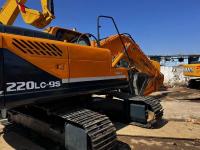 China Shanghai Used Crawler Excavator Hyundai 220-9s with ORIGINAL Engine in Good Condition for sale