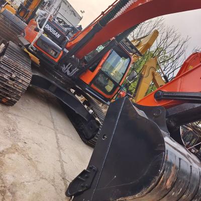China Used Doosan DX300LC Excavator with Good Condition and ORIGINAL Hydraulic Pump for sale