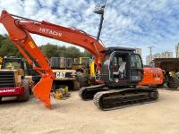 China Hitachi ZX200 EX200-3 EX200-5 Crawler Wheel Excavator with 200000 KG Machine Weight for sale