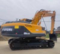 China Max Digging Radius 2750 Used korea hyundai 215LC-9 crawler excavator in Shanghai for sale