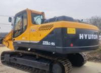 China Max Digging Radius 2750 Used korea hyundai 215LC-9 crawler excavator in Shanghai for sale