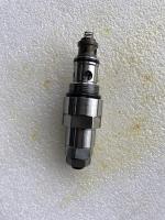 China Port relief valve(Travel) Power Parts Heavy Equipment  EXCAVATOR  hydraulic piston pump spare part  SK200-1  final drive for sale