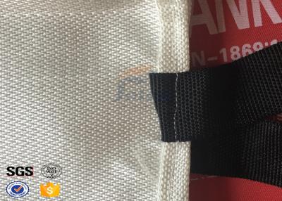 China Fire Resistant Fiberglass Fire Blanket 0.4mm Thickness 400g/m² Density for Kitchen and Emergency Use for sale