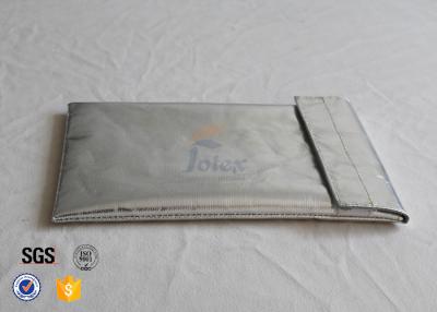 China Silver Fiberglass Fireproof Bag Document Cash Passport 17x27cm Pouch No Itchy for sale