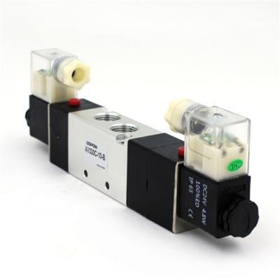 China 4V330C-10 3/8'' Double Solenoid Directional Control Valve / 5 Way 3 Position Pneumatic Valve for sale