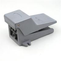 China 4F210 Pneumatic Momentary Foot Pedal Operated Directional Control Valve for sale