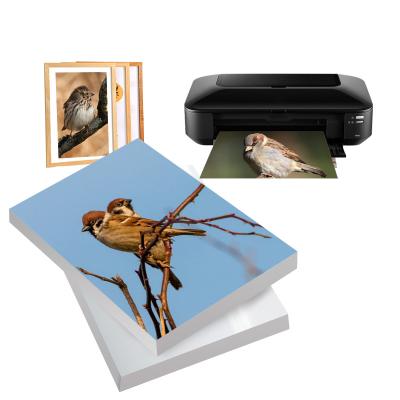 China 260gsm Glossy Surface Cast Coated Photo Paper For Inkjet Printing for sale
