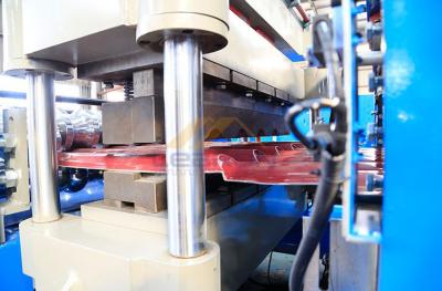 China Metal Glazed Tile Roll Forming Machine 5.5Kw Fully Automatic 6m / Min for sale