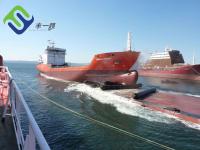 China Cylindrical Marine Rubber Airbag Length 5-24m For Ship Lifting Landing for sale