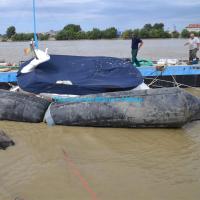 China Florescence Shipyard Ship Marine Rubber Airbag For Lifting Floating for sale