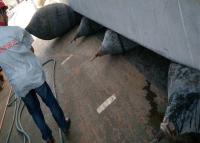 China Big Carrying Capacity Marine Rubber Airbag , Boat Recovery Airbags Small Size While Deflated for sale