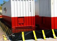 China Square Design Portable Spill Containment Berms Snap - Up Supported Black Color for sale