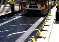 China Polymer Materials Spill Containment Berms Durable For Waste Oil Treatment for sale