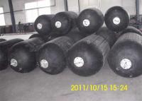China Pneumatic Boat Marine Rubber Fender Initial Working Pressure 0.05 - 0.08MPa for sale