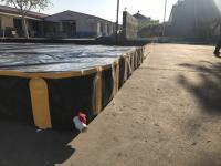 China Polymer Materials Spill Containment Berms Durable For Waste Oil Treatment for sale