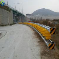 China Safety Roller Guard Rail Rolling Crash Barrier Guardrail Anti Corrosion for sale