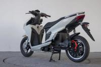 China 200kg Max Load LCD Display 72v 55ah Lithium Battery Electric Motorcycle 1000w for Adult for sale