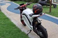 China 3000W E5 Adult Electric Motorcycle Sports Racing EEC Moped Battery Electricity Fuel for sale