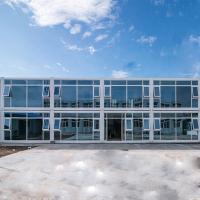 China Fast Build  Modular Steel Prefab Shipping Container Homes With PVC Sliding Window for sale