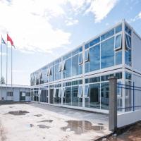 China Zontop Modern Luxury Quick Concrete Ready Prefabricated 4 Bedrooms Glass  Prefab Homes Bolt Container House for sale