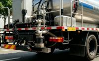 China RO520GLQE6 Automatic Asphalt Distributor Truck Road Maintenance Bitumen Sprayer for sale