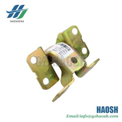 China Isuzu 700P 4HK1 Front Door Hinge 6106010-P301 Standard Size Replacement for sale