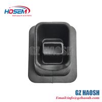 China Boot Clutch Fork Dust Cover 8975006680 Fit for Isuzu D-MAX 4WD 2.5L for sale