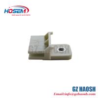 China Isuzu 700P 4HK1 Holder Door Glass 8-98041907-0 Door Window Retainer Fastener Clip for sale
