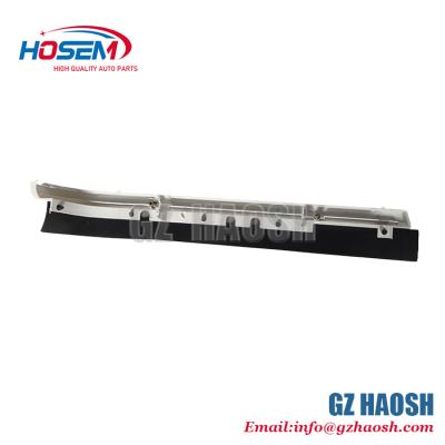 China Headlight Lower Trim Strip L-White 8-97129492 Fit for Isuzu 100P OEM Quality for sale