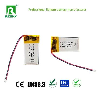 China Rechargeable Lithium Ion Polymer Battery 502025 3.7V 200mAh Lipo Batteries For Earphone for sale
