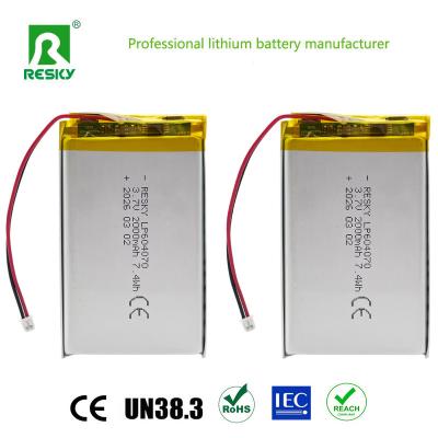 China 654060 3.7v 2000mAh Low Discharge Rate Lithium Polymer Battery Cell with 500 Cycles for Animal GPS Tracker for sale