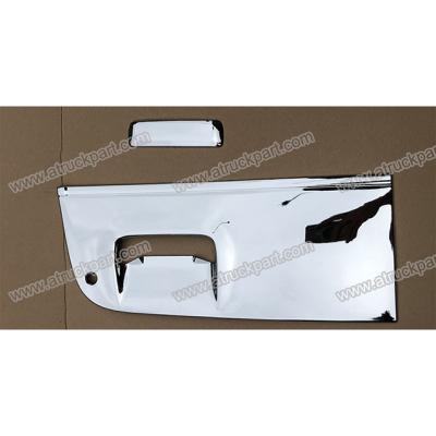 China Outside Handle For ISUZU NEW GIGA Truck Spare Body Parts for sale