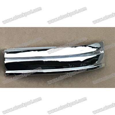 China Chrome Corner Panel Garnish For Nissan UD PKB/CWM454 Nissan Ud Truck Spare Body Parts for sale