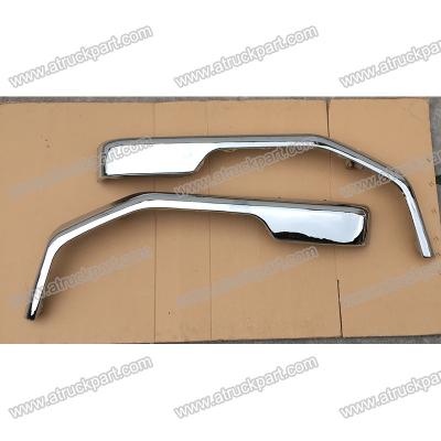 China Chrome Fender With Joint Set For Nissan UD PKB/CWM454 Nissan Ud Truck Spare Body Parts for sale