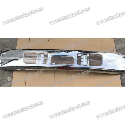 China Chrome Front Upper Bumper 220CM For Nissan UD CWA451 CD48 CD45 Nissan Ud Truck Spare Body Parts for sale