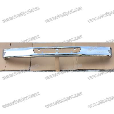 China Chrome Front Lower Bumper 2003 For Nissan UD CWA451 CD48 CD45 Nissan Ud Truck Spare Body Parts for sale
