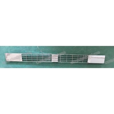 China Chrome Lower Grille 115cm For Nissan UD CWA451 CD48 CD45 Nissan Ud Truck Spare Body Parts for sale