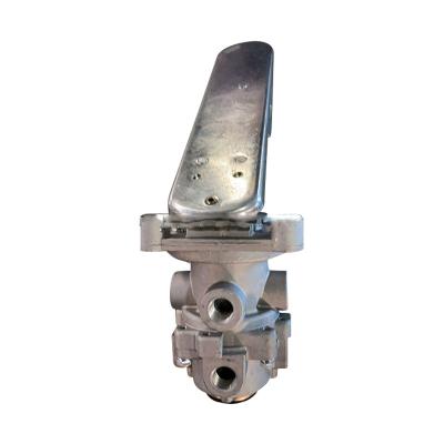 China Foot Brake Valve 241-06820 8-98222-791 for Isuzu Japanese Truck Parts for sale