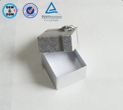 China Wooden Siver Iridescent Paper Jewelry Gift Boxes Matt Varnish With Ribbon Square Hat Packaging for sale