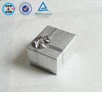 China Wooden Siver Iridescent Paper Jewelry Gift Boxes Matt Varnish With Ribbon Square Hat Packaging for sale