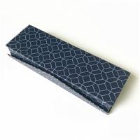 China Magnetic Closure Art Paper Gift Packaging Box With Velvet Insert for sale