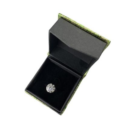 China Green Calico Paper Gift Box With Foam Insert Jewelry Ring Box for sale