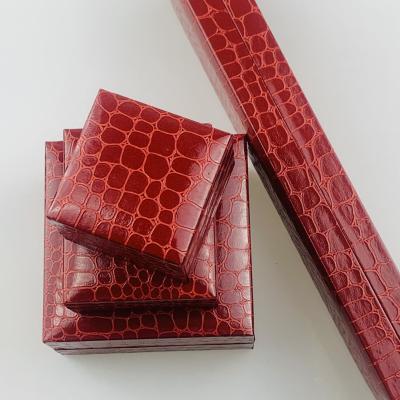 China Red Crocodile Soft Insert Paper Gift Packaging Box Wrist Jewelry Ring Earring Bangle Display for sale